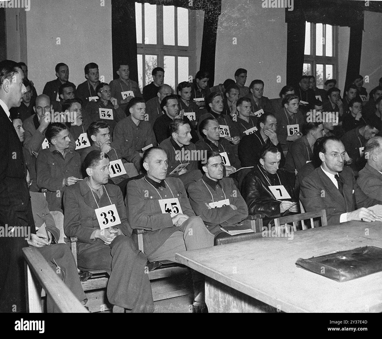 Der ehemalige SS-General Fritz Kraemer (#33), der ehemalige SS-General ...