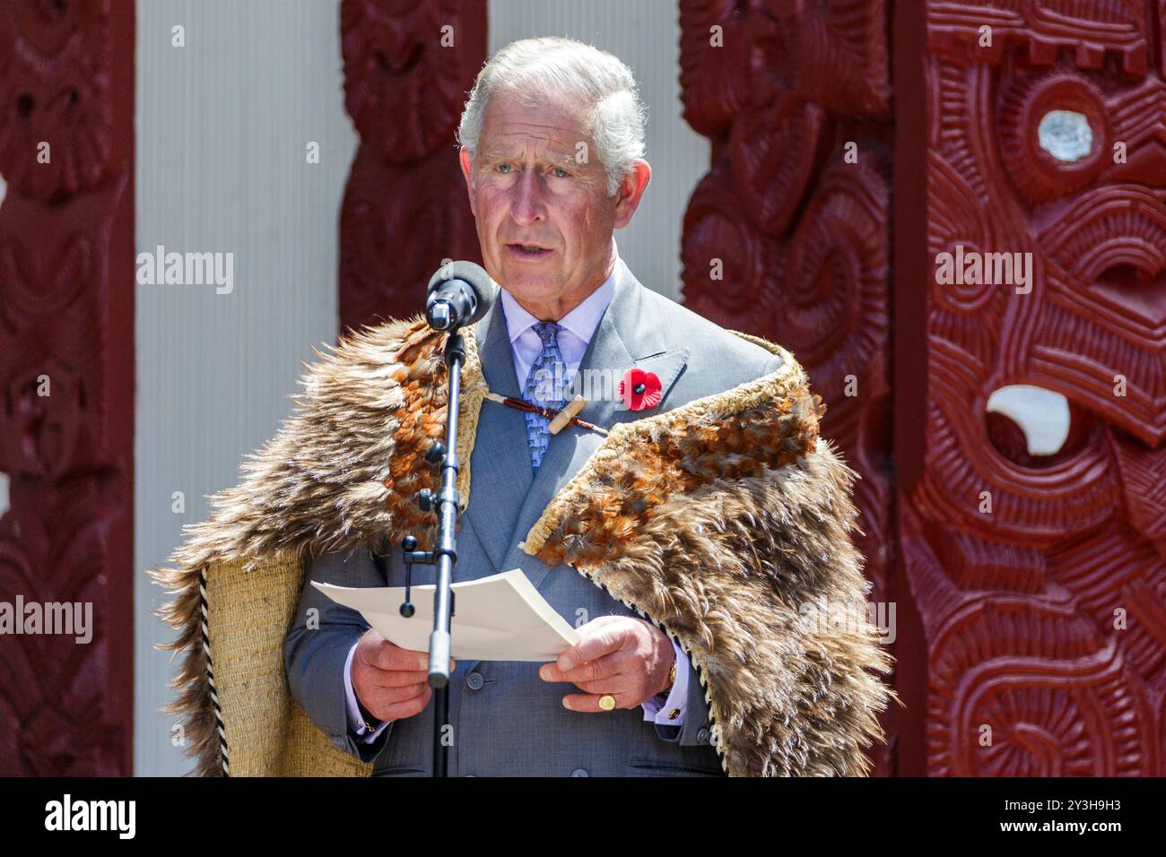 Prinz Charles, Prinz von Wales, hält eine Rede in Turangawaewae Marae ...