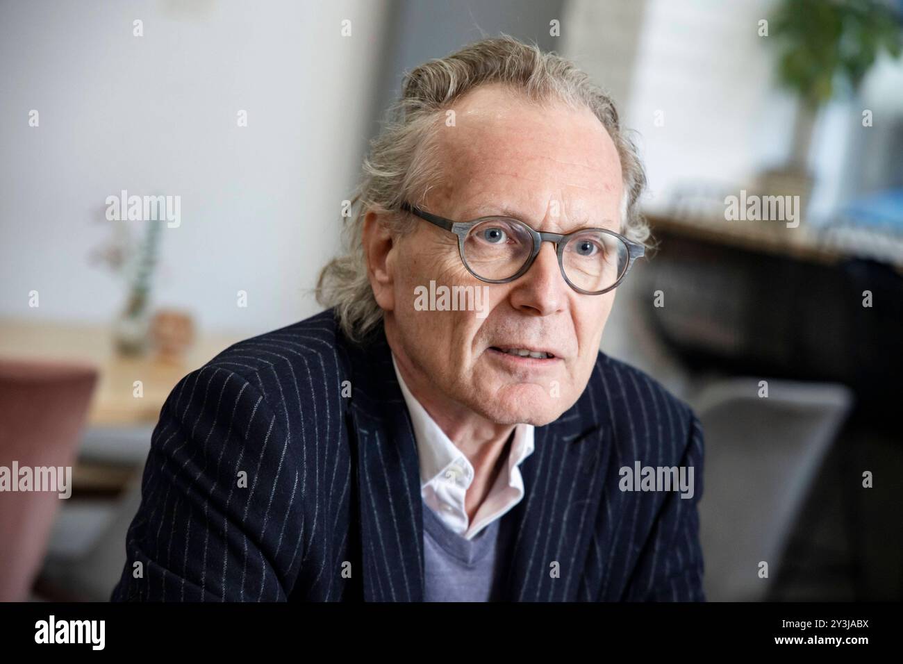 Der Philosoph Christoph Menke im Interview in Berlin am 11. Januar 2024 ...