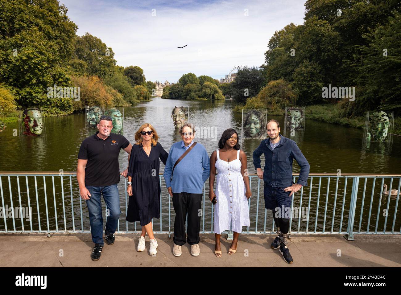 Zur Vorstellung einer Installation des Künstlers Luis Gomez de Teran ...