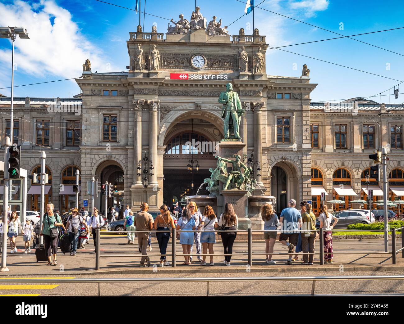 Alfred escher statue -Fotos und -Bildmaterial in hoher Auflösung – Alamy