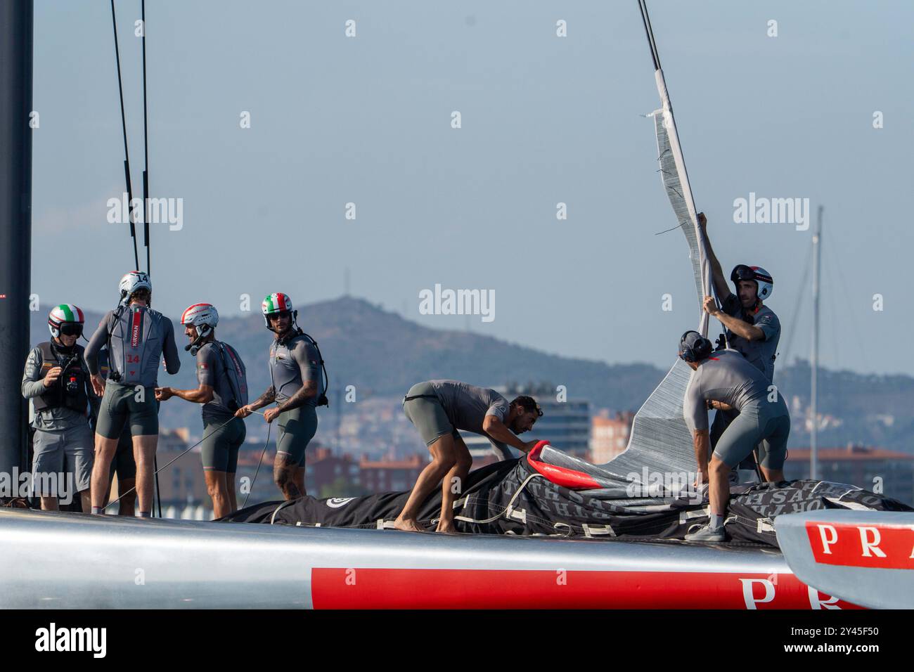 Barcelona, Spanien. 31. August 2024. Das fünfte und letzte Rennen des langen Tages beim America ...