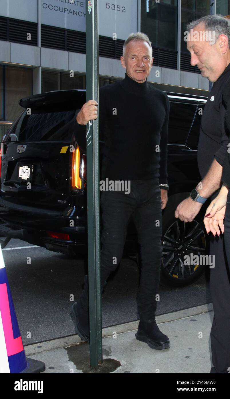 Prominente außerhalb der „Late Show with Stephen Colbert“ Studios mit ...