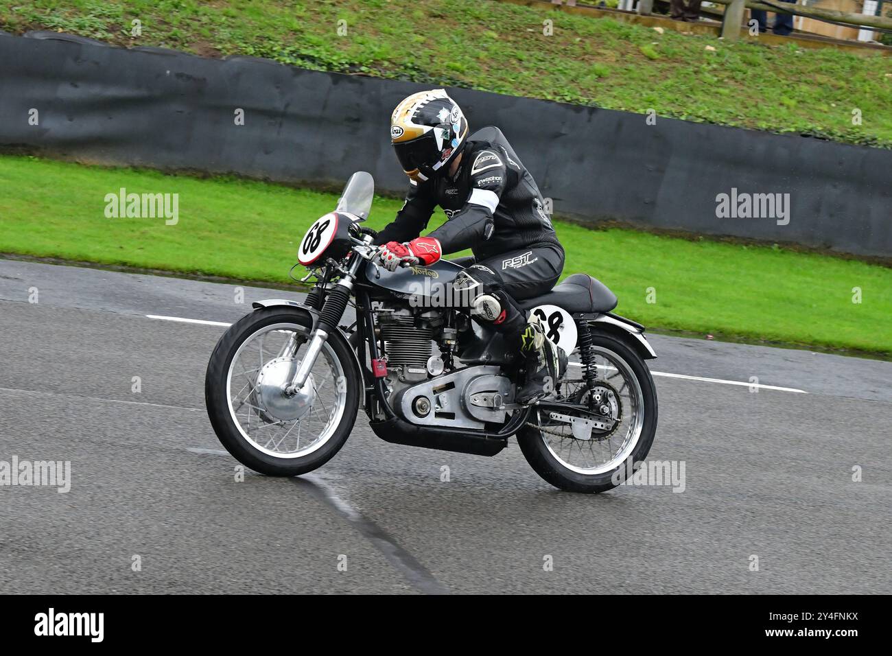 Norton velocette mss -Fotos und -Bildmaterial in hoher Auflösung – Alamy