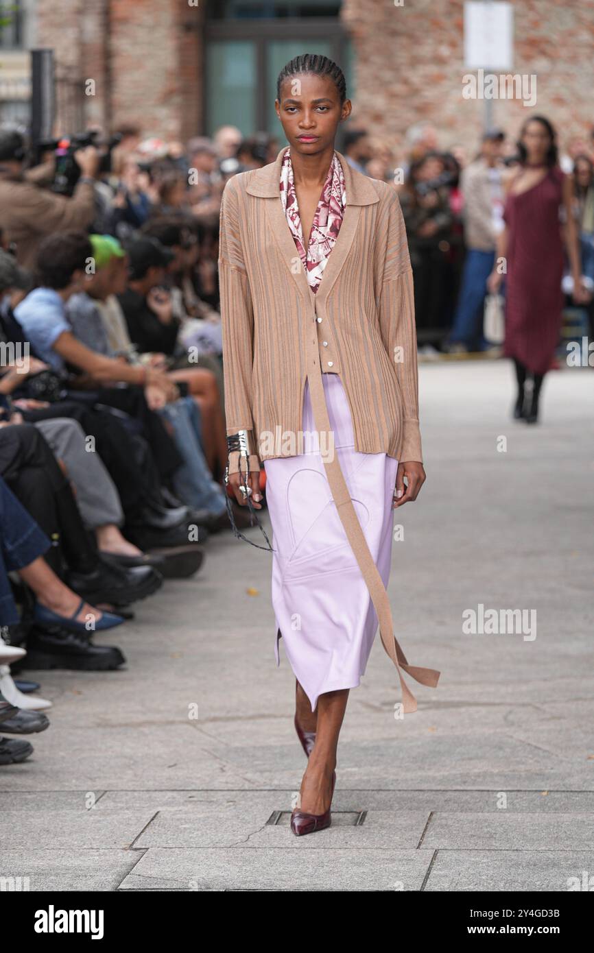 Lassige Outfits Damen Fruhling