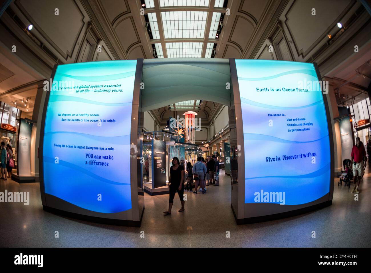 WASHINGTON DC, USA – die Sant Ocean Hall im Smithsonian National Museum ...
