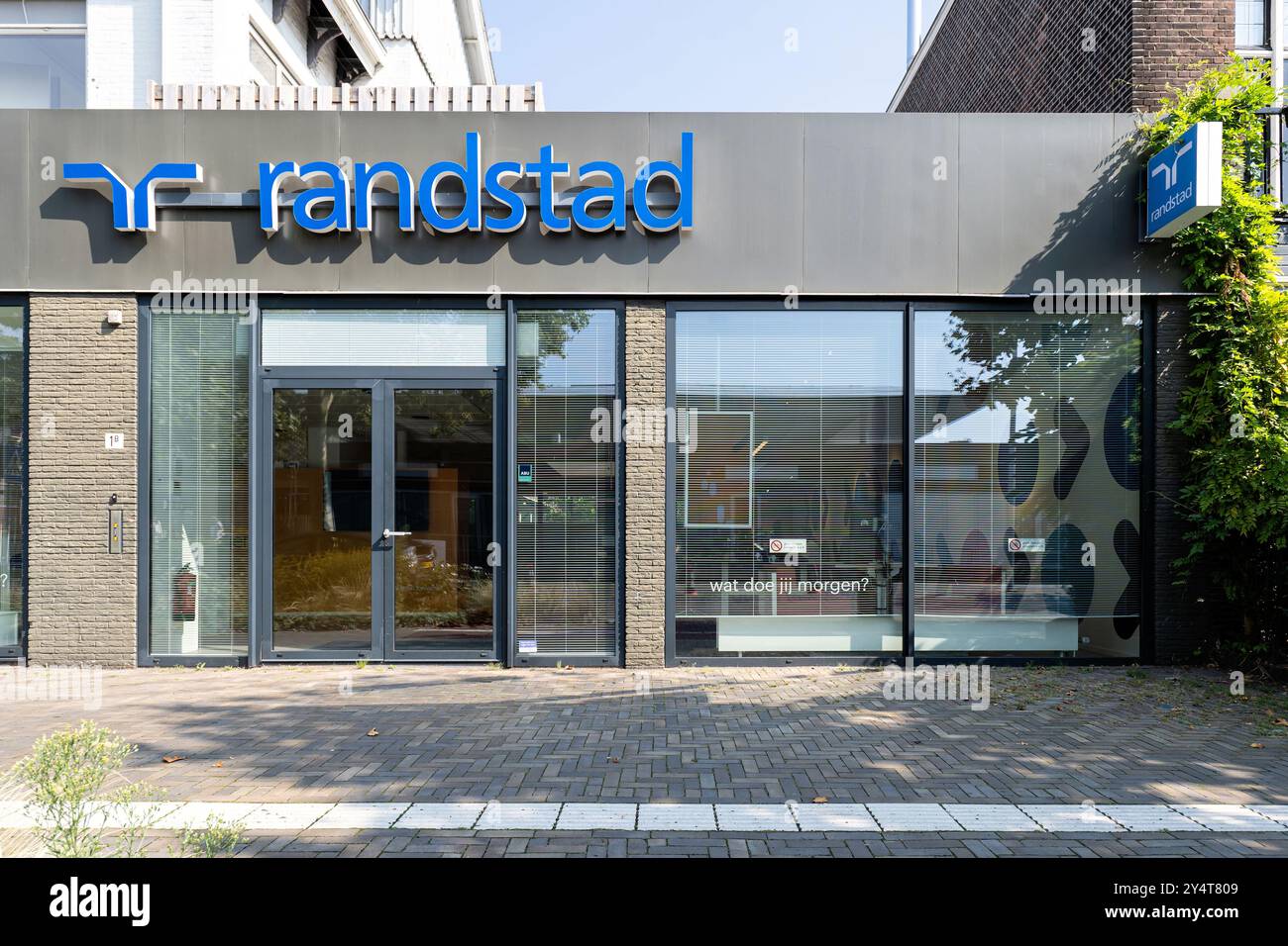Randstad logo -Fotos und -Bildmaterial in hoher Auflösung – Alamy