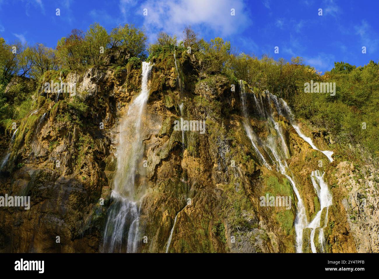 Großer Wasserfall an den Unteren Seen, der höchste Wasserfall im Nationalpark Plitvicer Seen ...
