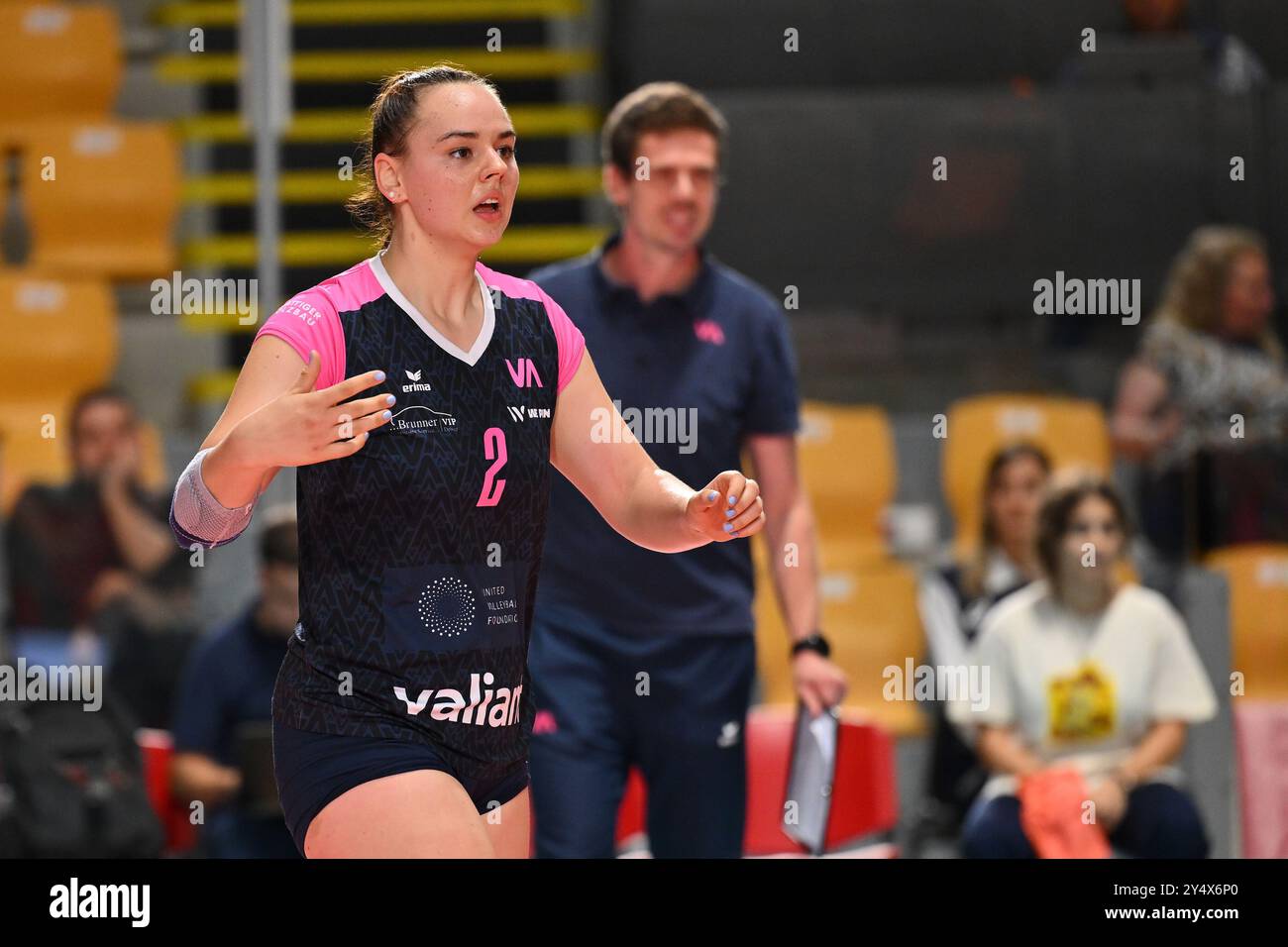 Svenja Wenger von der Volleyball Academy in Aktion während des 2. Tages des CEV Volleyball ...