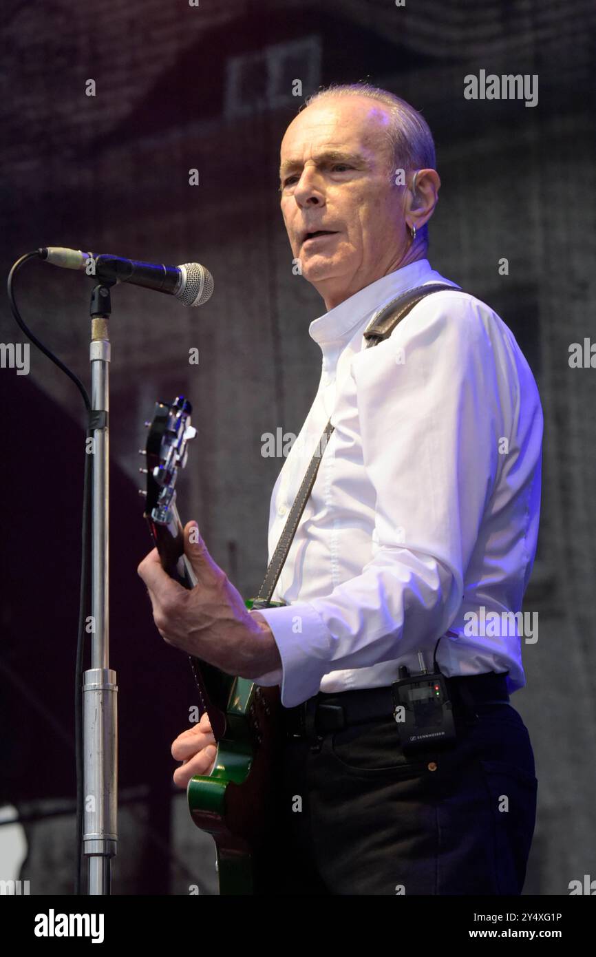 Francis Dominic Nicholas Michael Rossi - geboren am 29. Mai 1949 in ...