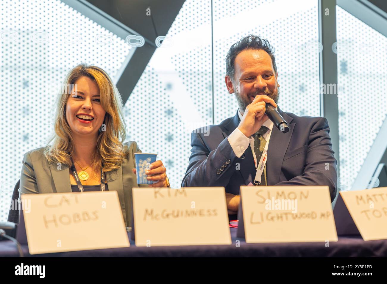 Liverpool, Großbritannien. SEPTEMBER 2024. Simon Lightwood und Kim ...