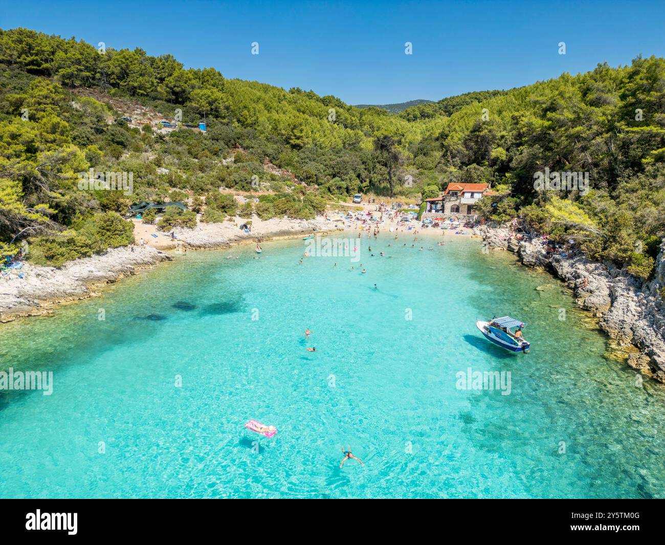 Korcula Island, Kroatien - 5. August 2024: Ein Blick von oben auf den ...