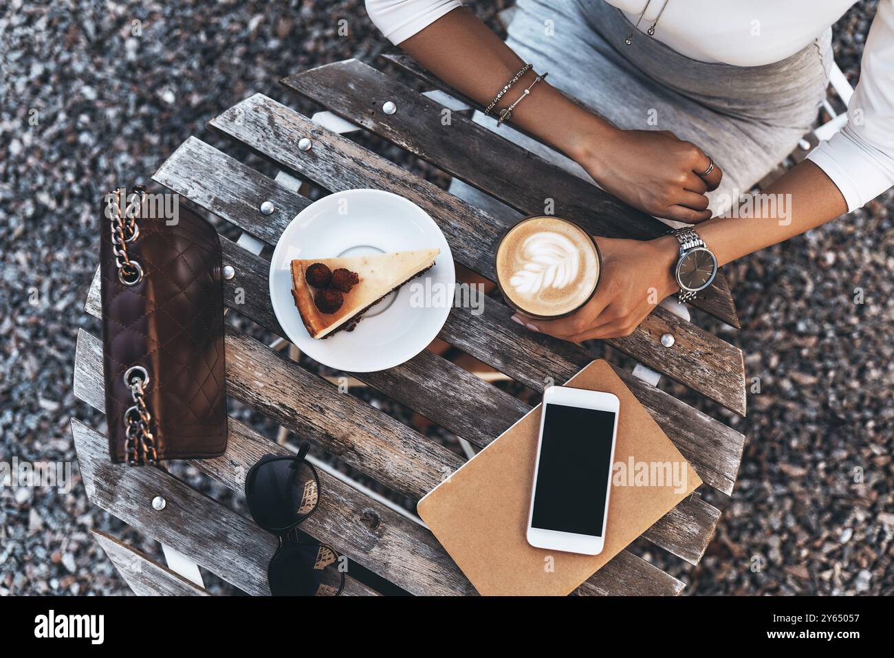 Die kleine kaffeepause -Fotos und -Bildmaterial in hoher Auflösung – Alamy