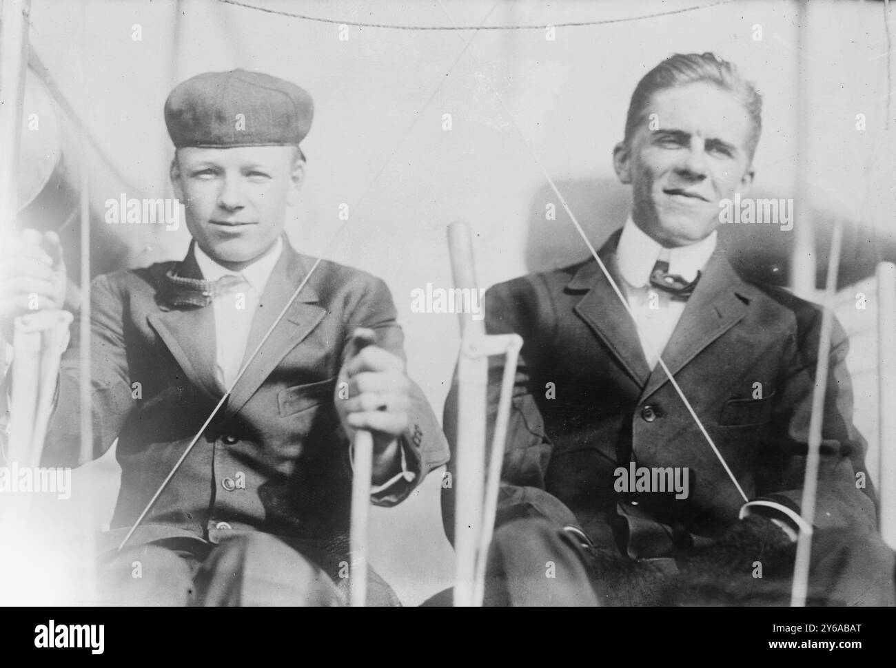 Turpin and Lt. T.D. Milling, Foto zeigt die frühen Piloten Thomas DeWitt Milling (1887-1960 ...