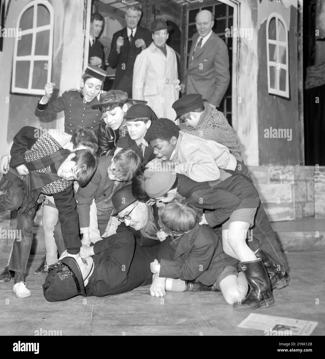 Emil und die detektive -Fotos und -Bildmaterial in hoher Auflösung – Alamy