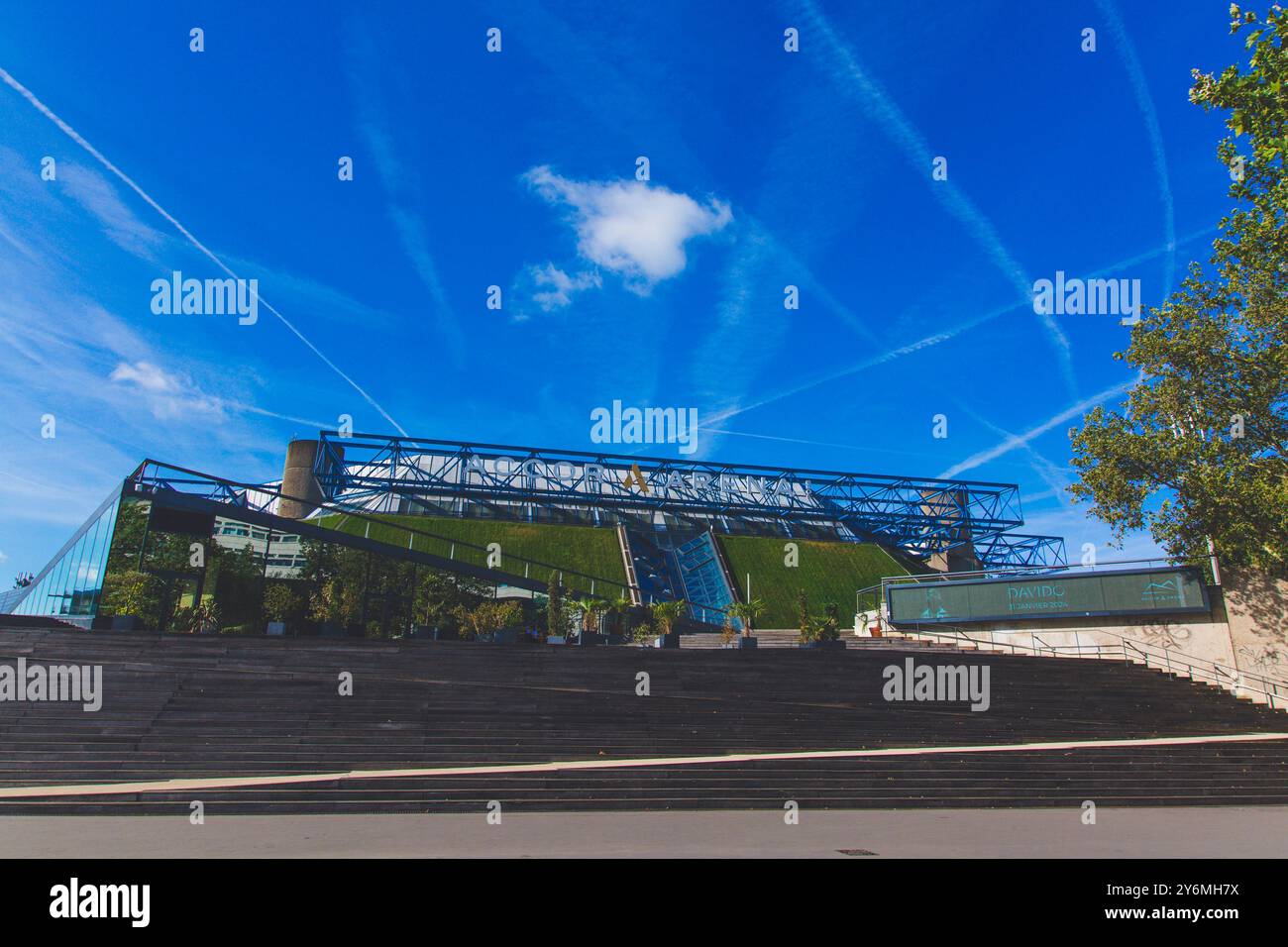Accor arena paris -Fotos und -Bildmaterial in hoher Auflösung – Alamy