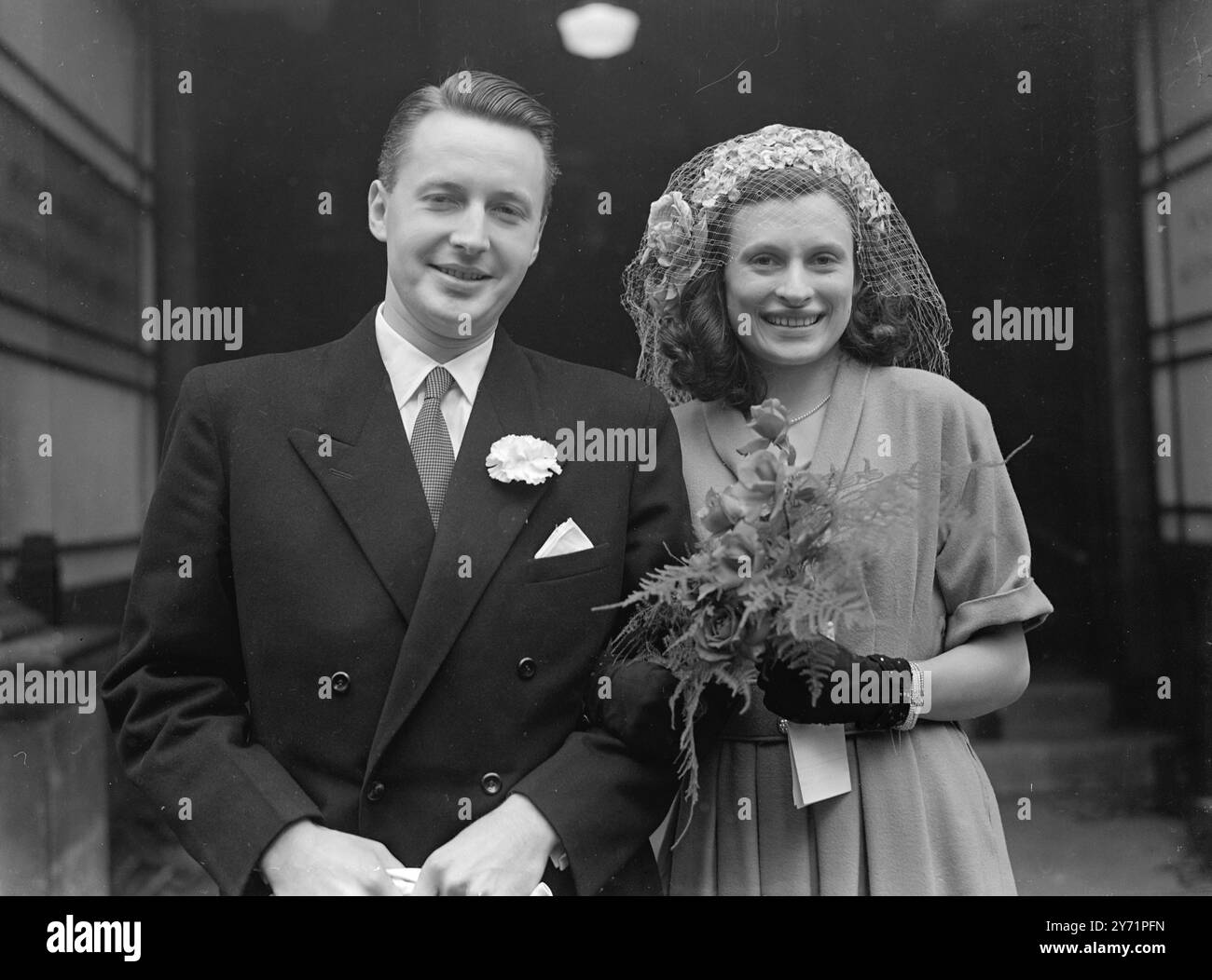 INTERNATIONALE HOCHZEIT. Verheiratet in Caxton Hall, London, war Mr ...