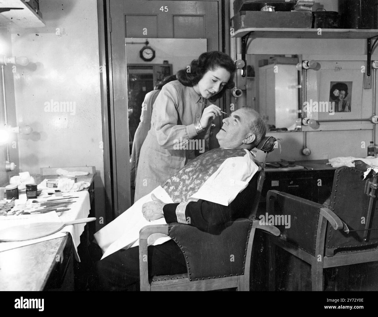 Commodore Sir James Bissett, Captain des Cunard-White Star Ozeanriesen ...