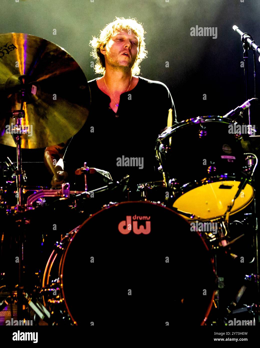 Alcatraz bandmitglied -Fotos und -Bildmaterial in hoher Auflösung – Alamy