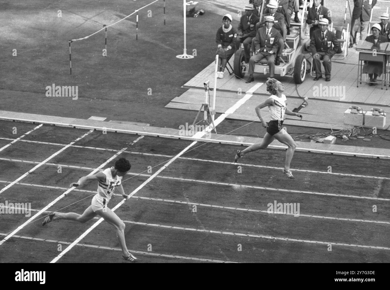 Australiens B Cuthbert gewinnt die Olympiasiegerin der Frauen im 400 ...