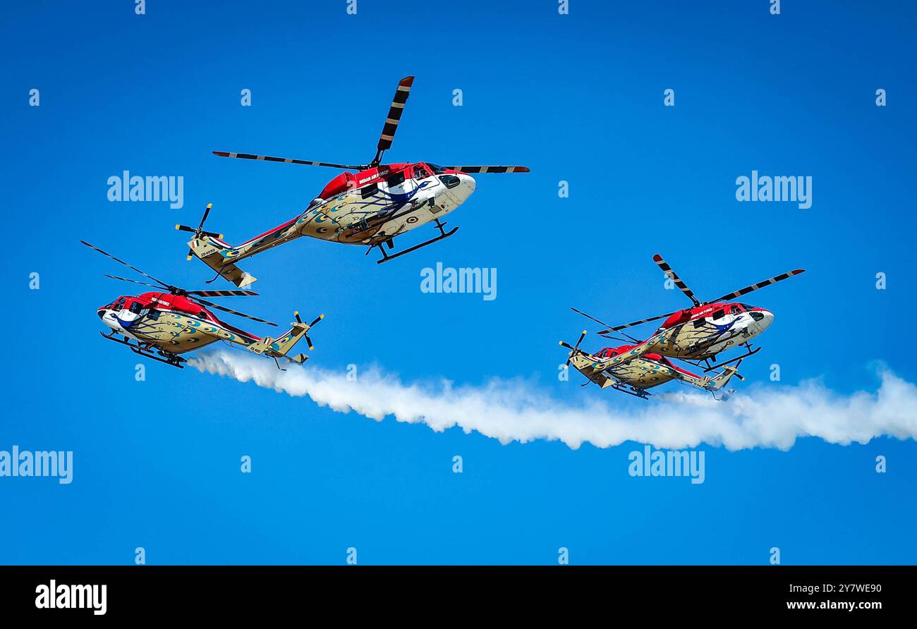 Air Show von IAF die 92. Air Adventure Show Chennai Air Show 2024 der ...