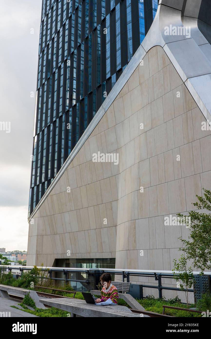 Detail, das Bloomberg Building, ein NYC Kulturzentrum, wo die High Line ...