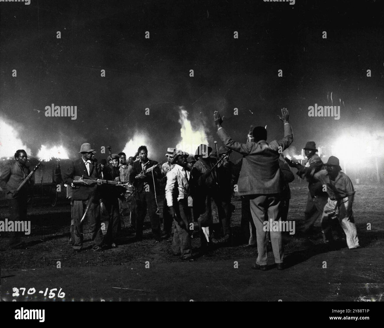 Alan wird als nächstes Opfer markiert. Wenn der Angriff kommt, gehen ...