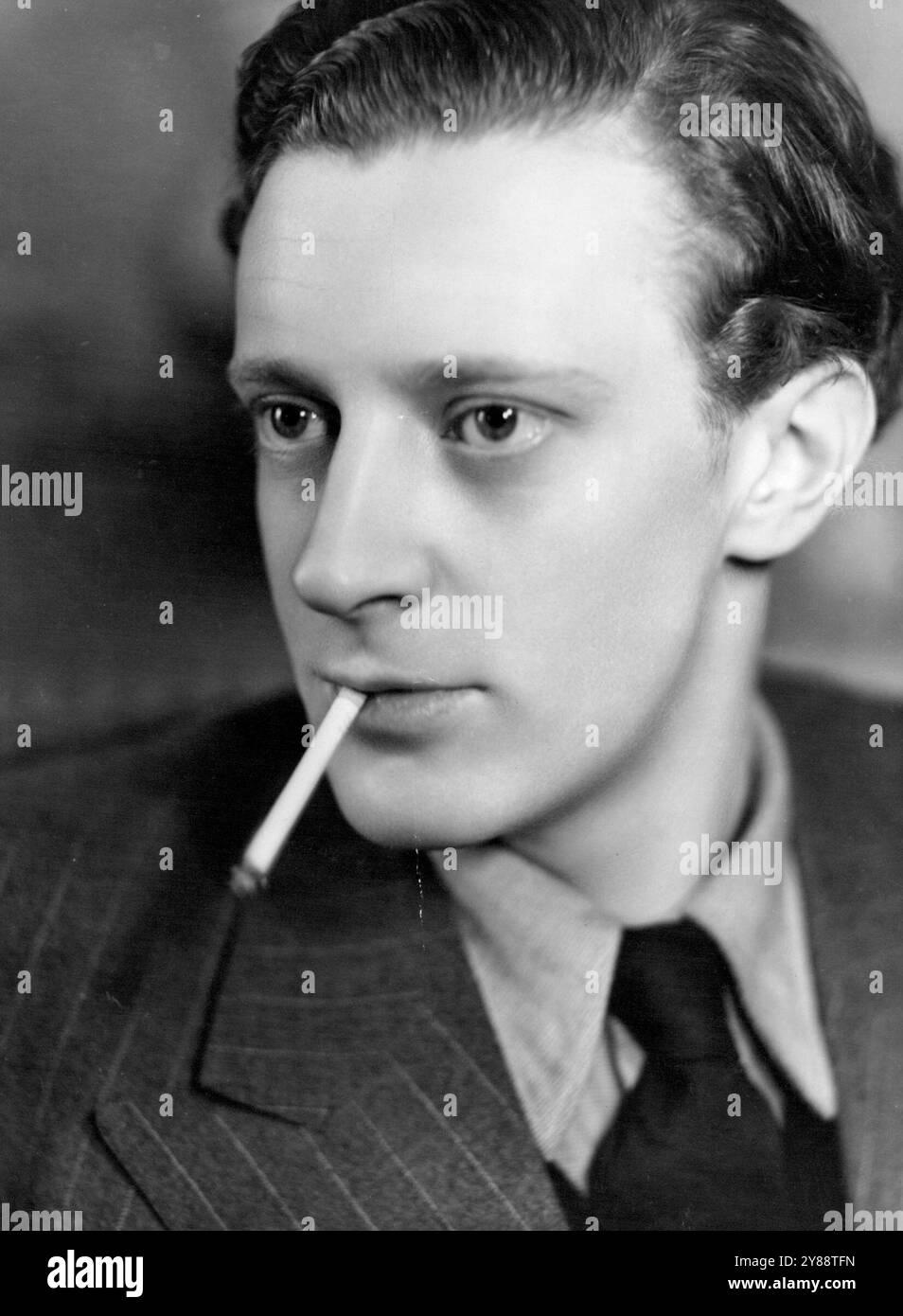 An Mi A Society Beauty in ***** -- neue Studie von Mr. Michael Henry ...