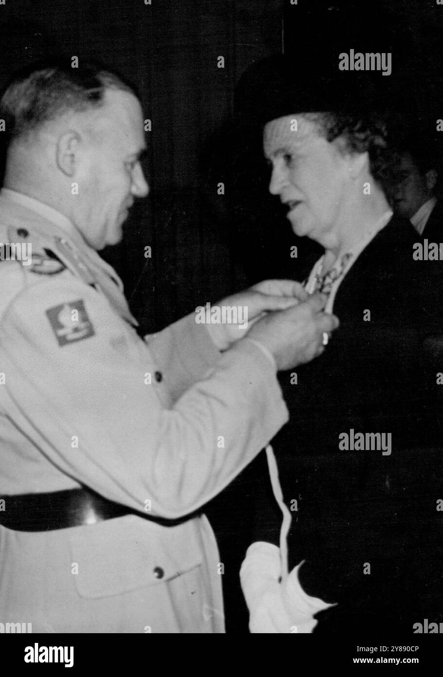 Auszeichnung Für Polizeifrau. Special Sergeant 1. Klasse Lillian ...