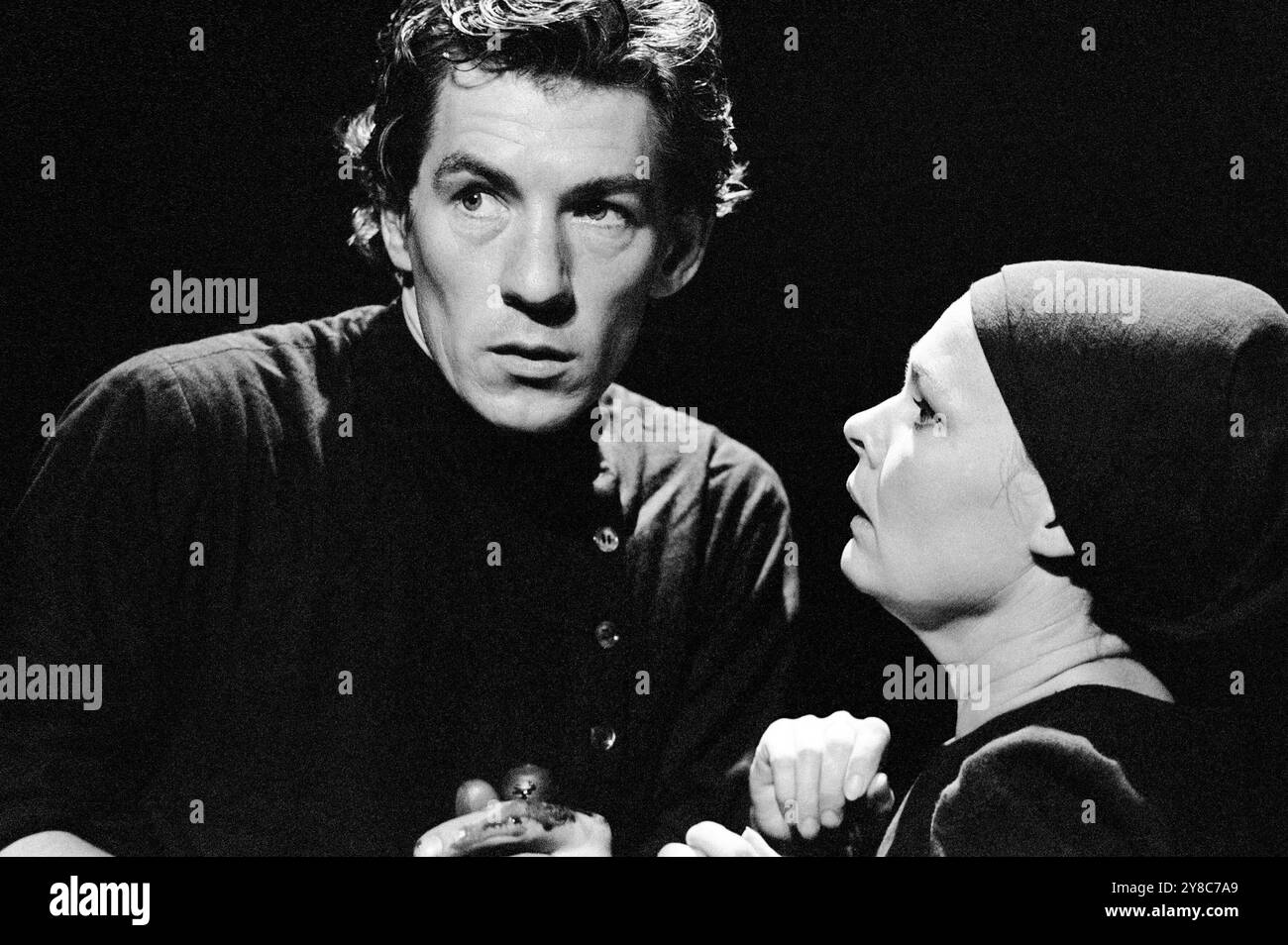 Ian McKellen (Macbeth), Judi Dench (Lady Macbeth) in MACBETH von Shakespeare bei der Royal ...