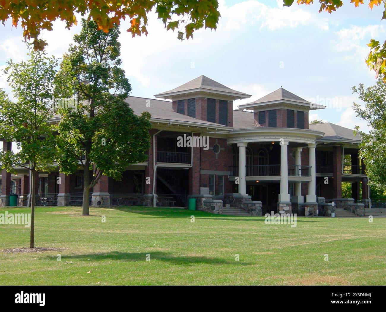 Historische Route 66 - Miller Park Pavillion - Bloomington, Illinois ...