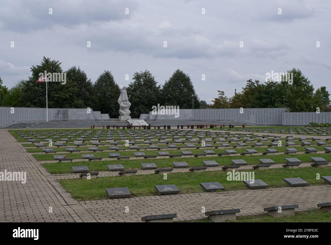 Lestene, Litauen - 12. September 2024: Der lettische Kriegsfriedhof von ...