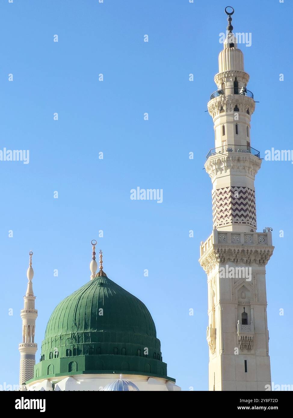 Das Minaret und die Grüne Kuppel der Moschee des Propheten oder Al ...