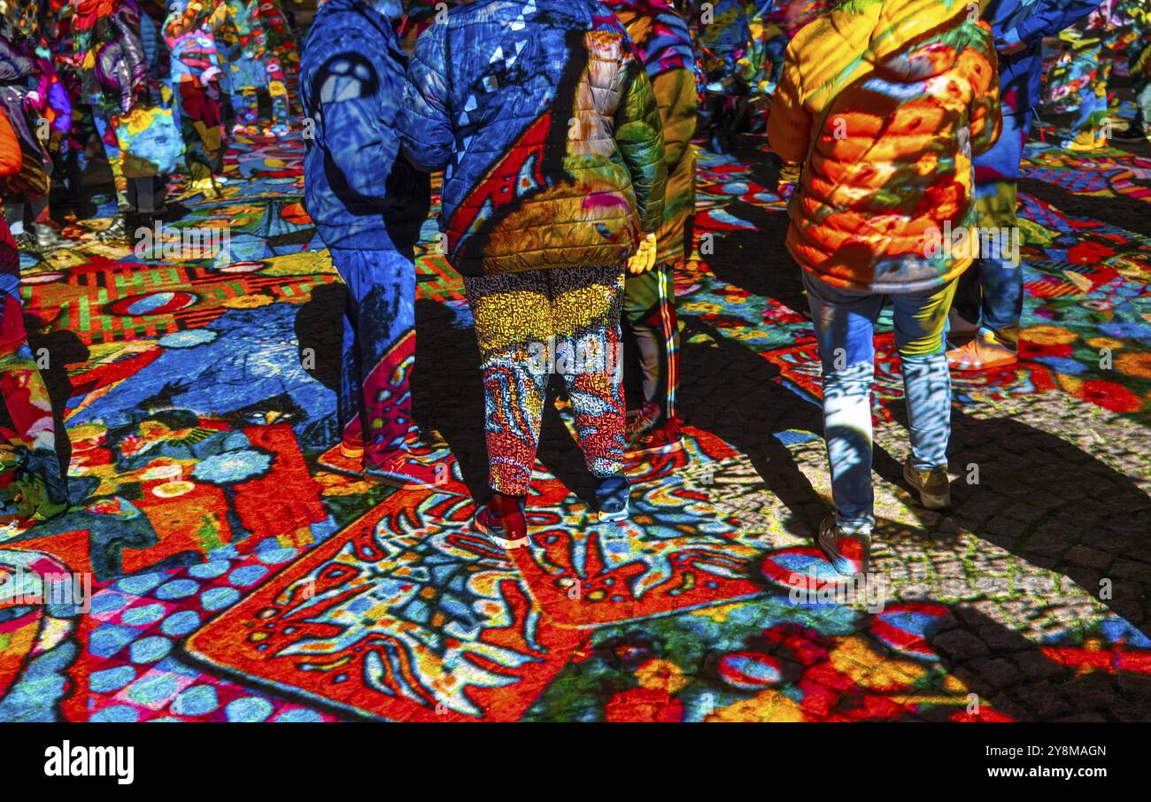 Essen Light Festival, in der Innenstadt, Lichtkunst am Kennedyplatz beleuchtet der Berliner ...