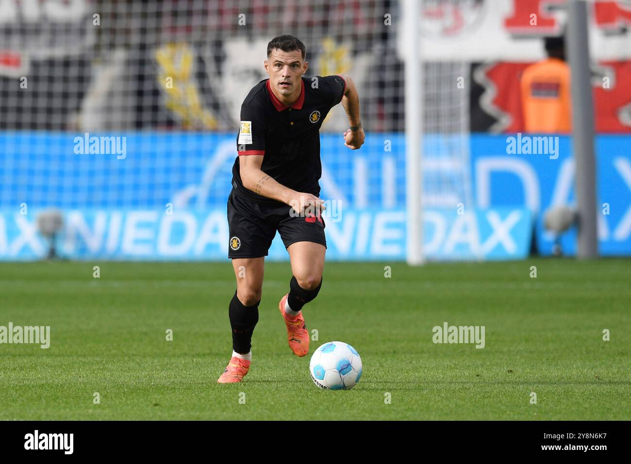 Granit Xhaka ( Bayer 04 Leverkusen ). Deutschland, Bayer 04 Leverkusen vs. KSV Holstein Kiel ...