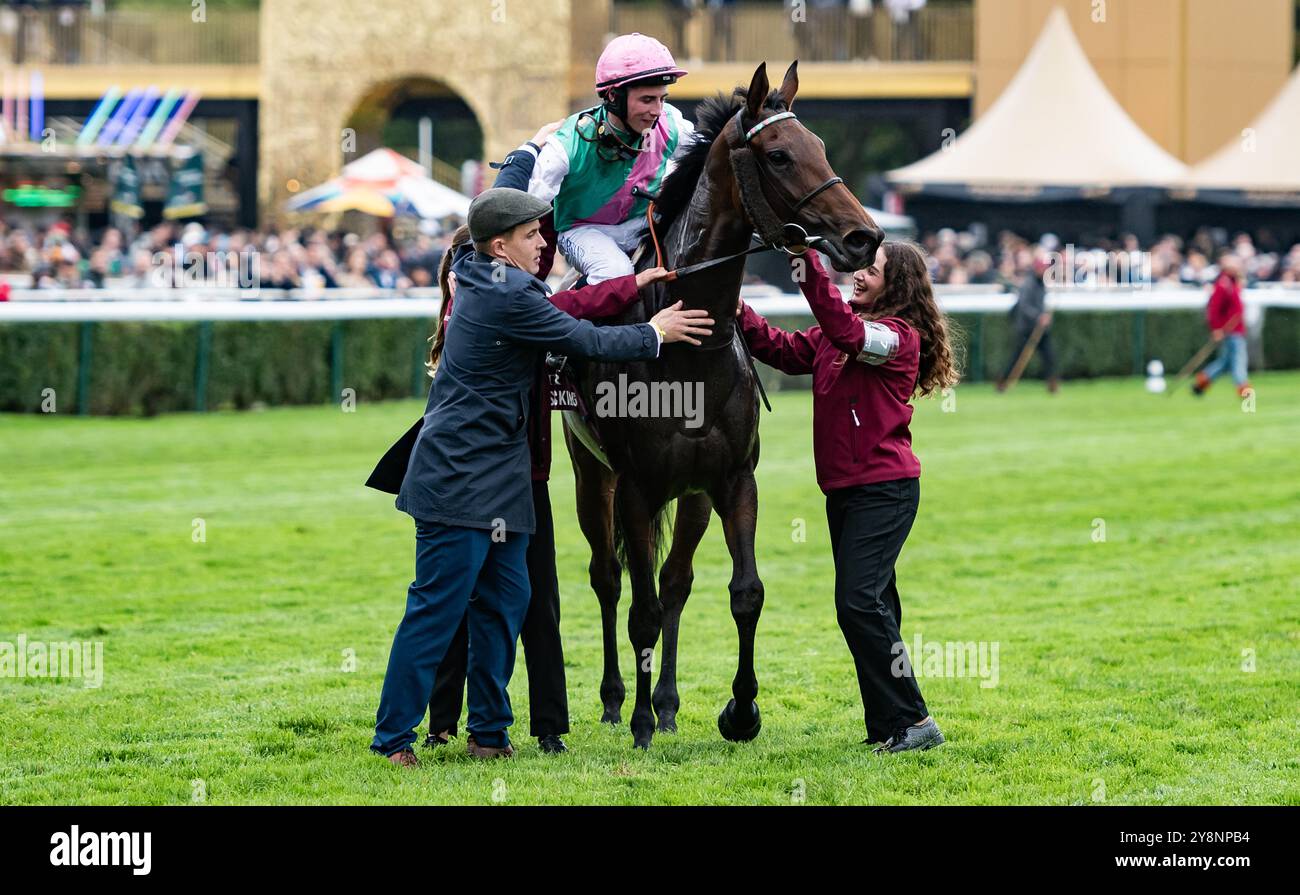 Paris , Frankreich. Sonntag, 6. Oktober 2024. Bluestocking und Jockey ...