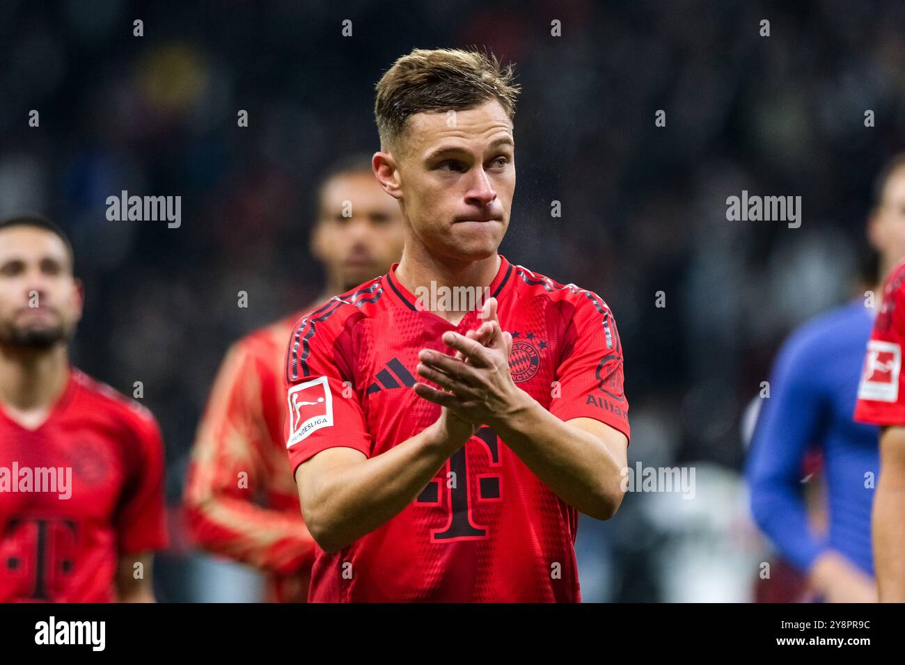 Joshua Kimmich (FC Bayern München, #06) ist enttauescht ueber das ...