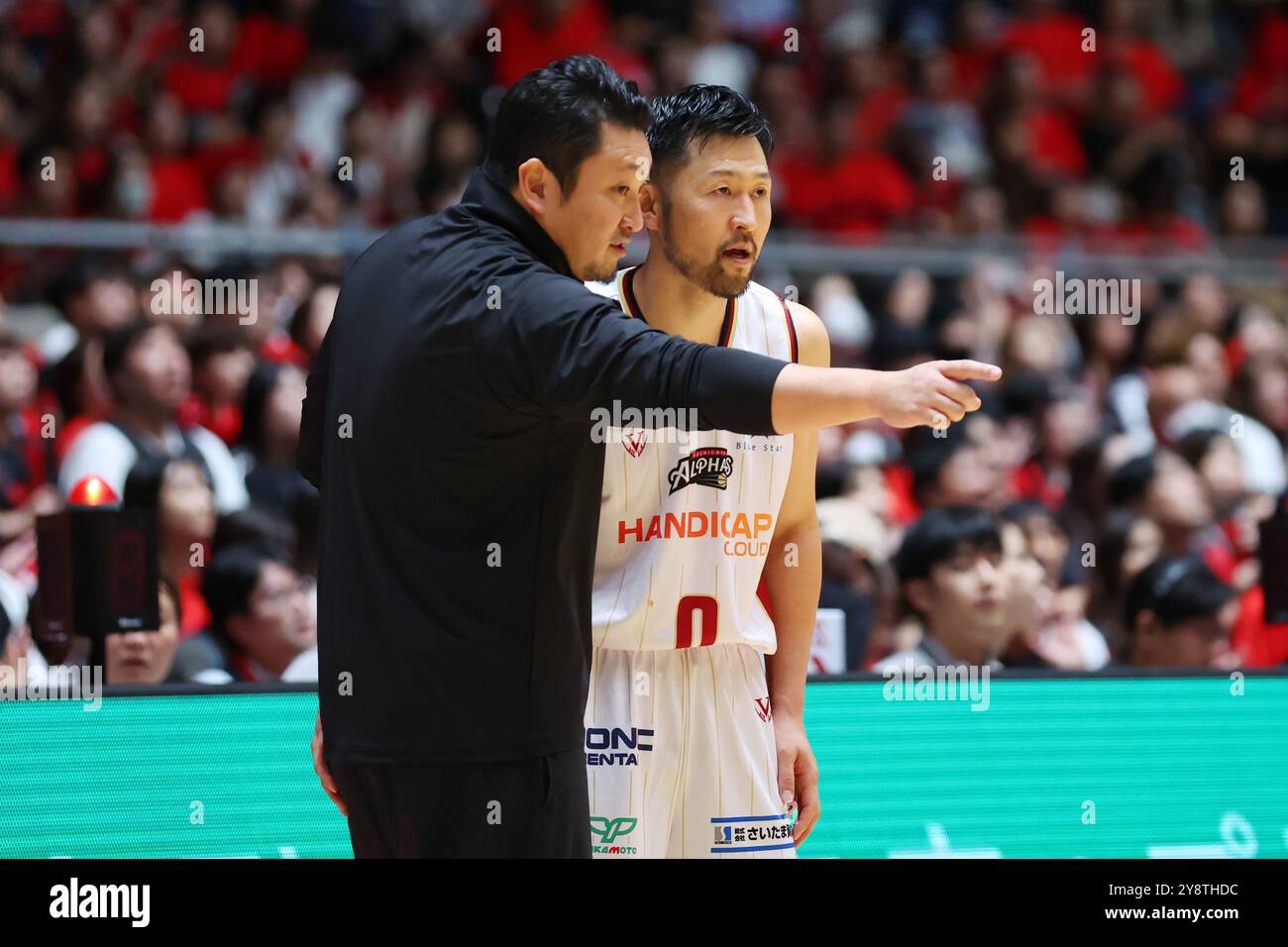 Yoyogi 1. Gymnasium, Tokio, Japan. Oktober 2024. (L bis R) Ryuzo Anzai, Ryoma Hashimoto (Alphas ...