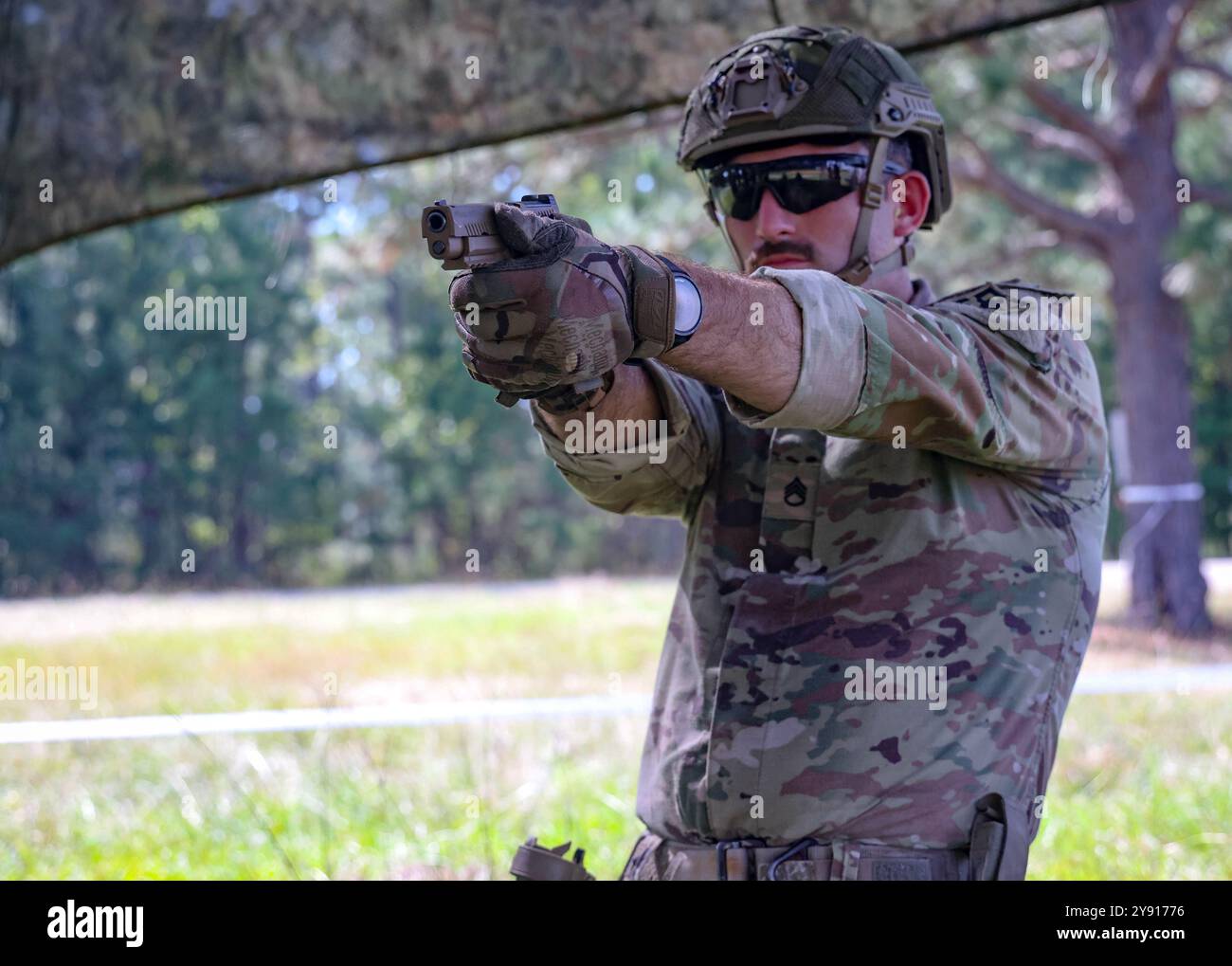 Stab der US-Armee. Sgt. Jaired Brooks, ein horizontaler Bauingenieur ...