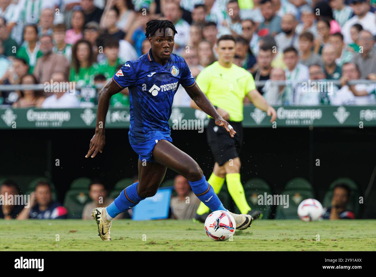 Christantus uche -Fotos und -Bildmaterial in hoher Auflösung – Alamy