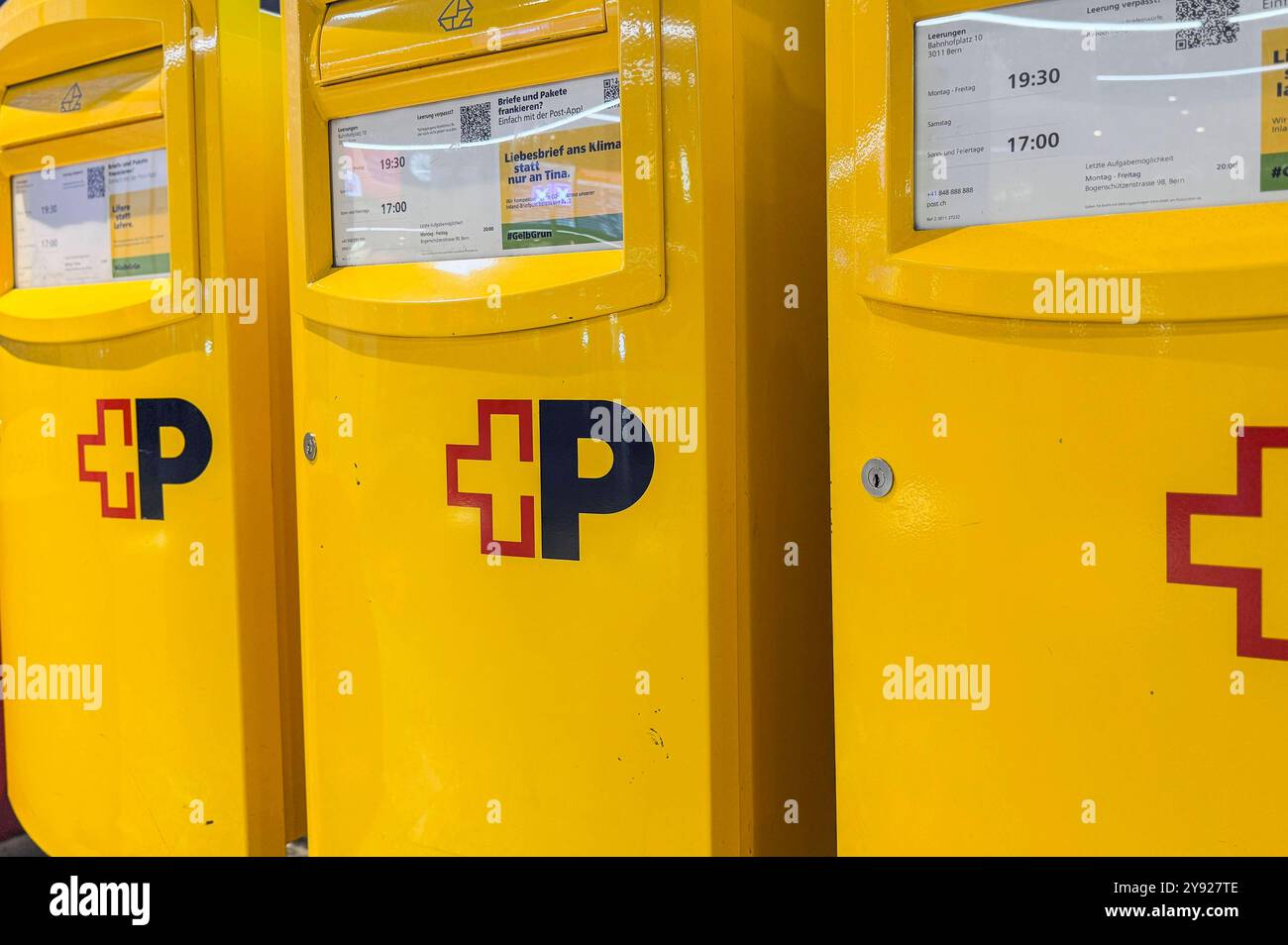 Die Briefkästen der Schweizerischen Post tragen seit Anfang 2024 zu ...