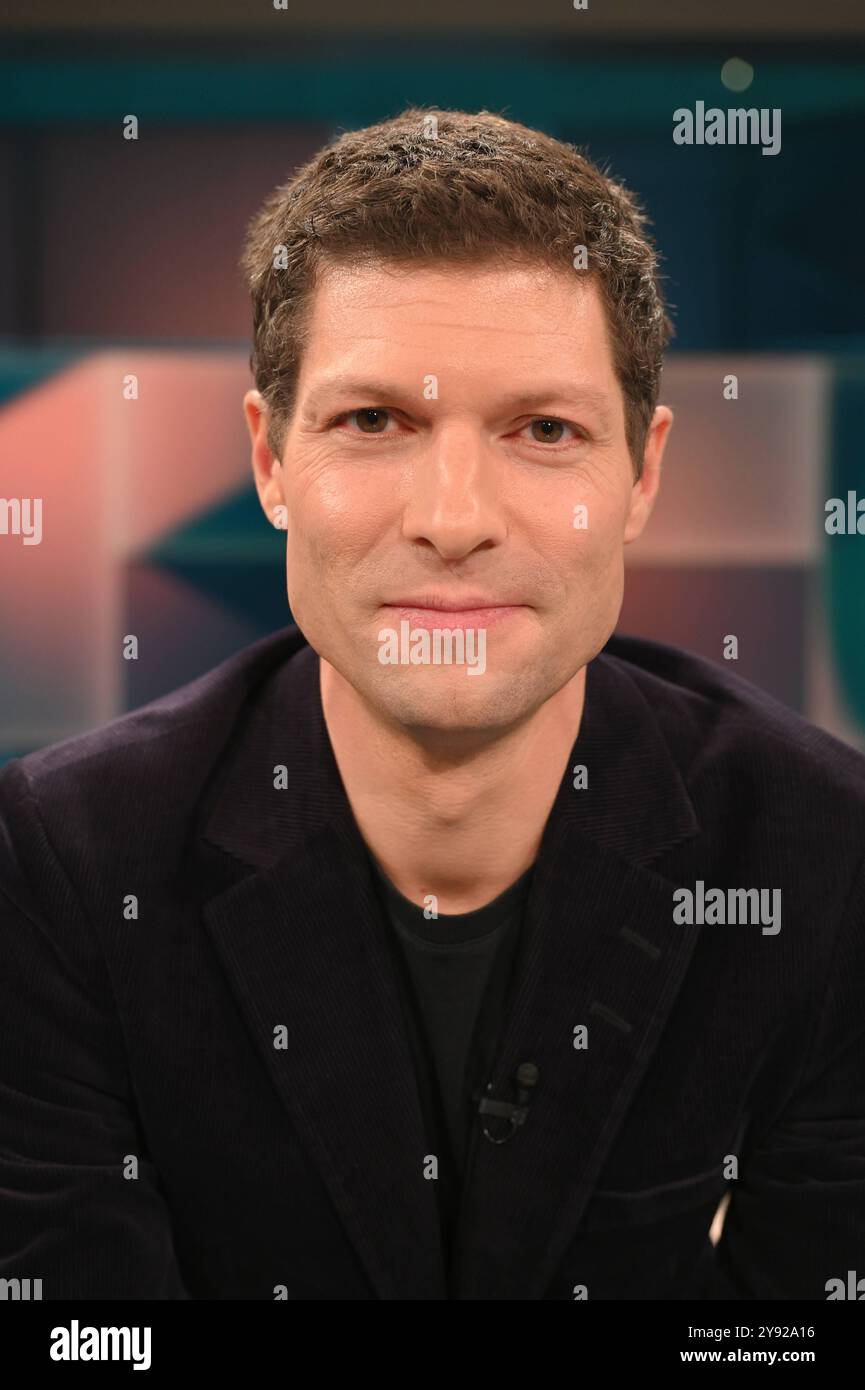 Journalist Ronen Steinke zu Gast in der ARD Talkshow Hart aber Fair mit ...