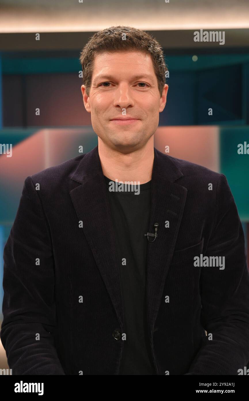 Journalist Ronen Steinke zu Gast in der ARD Talkshow Hart aber Fair mit ...