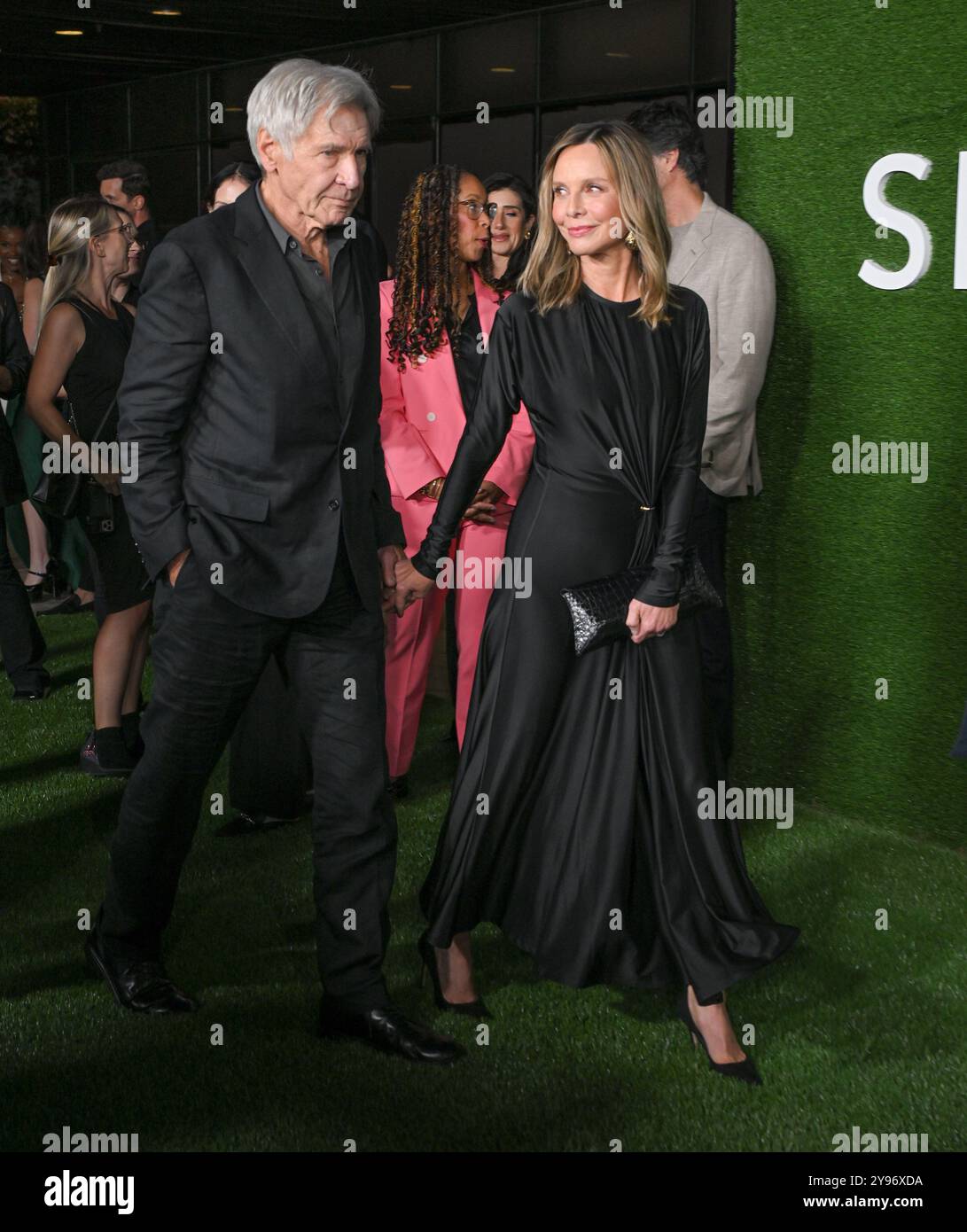 West Hollywood, USA. Oktober 2024. Harrison Ford und Calista Flockhart ...