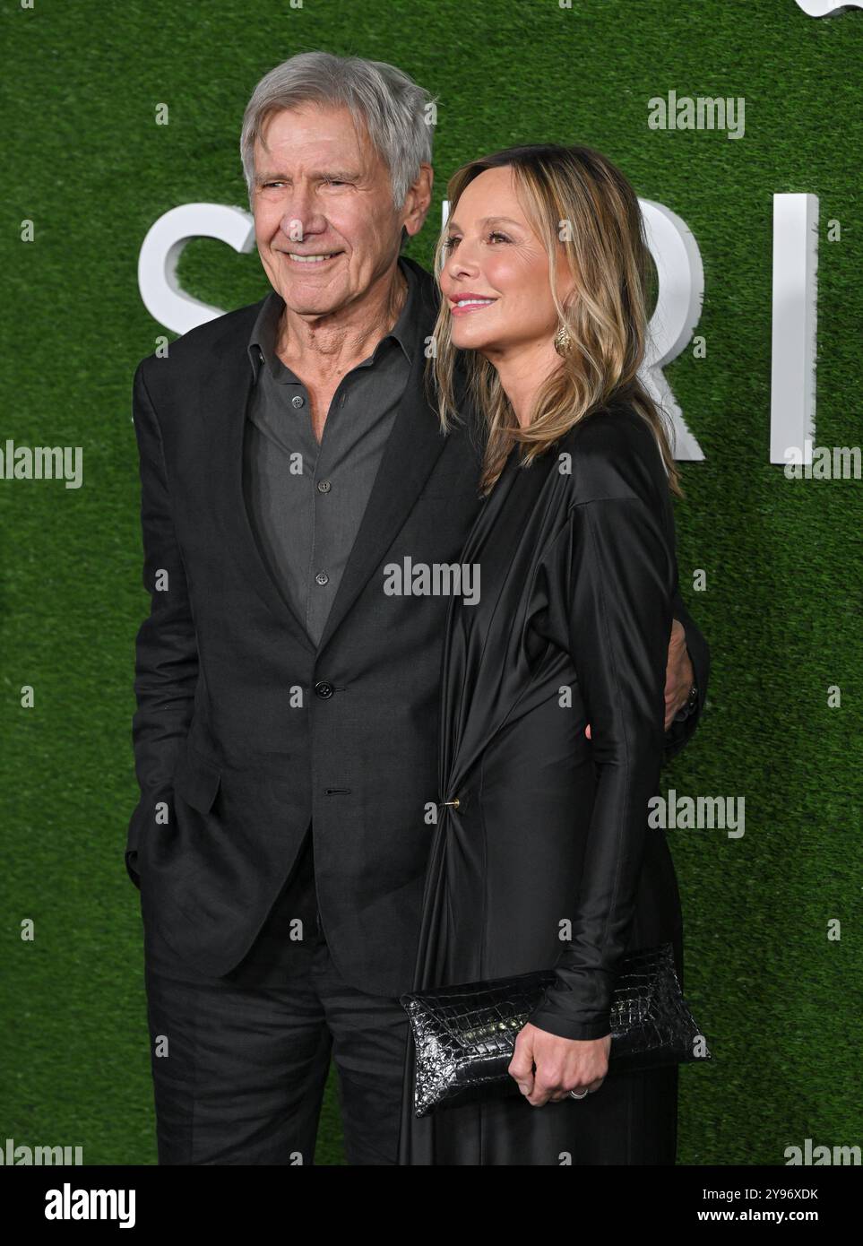 West Hollywood, USA. Oktober 2024. Harrison Ford und Calista Flockhart ...