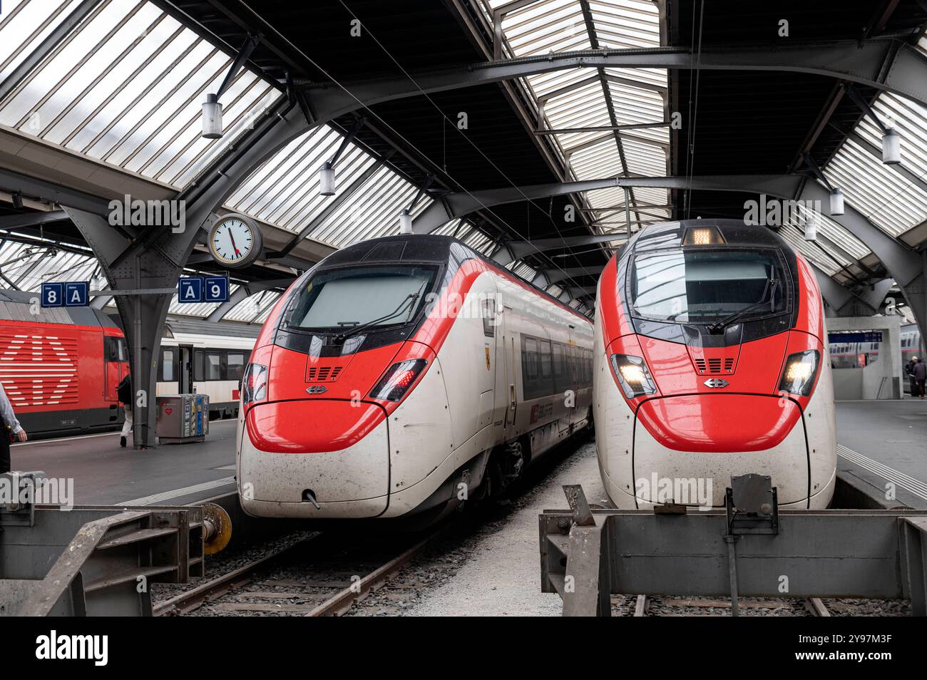 Zürich Schweiz September 2024 Hauptbahnhof. Station. SBB CFF FFS. HST ...