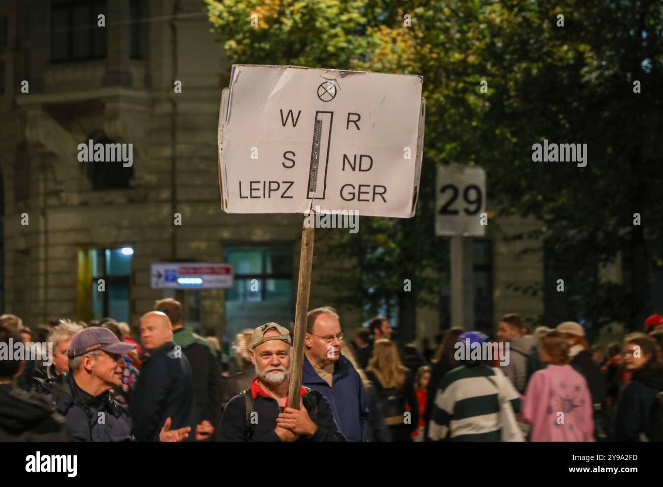 Leipzig - Tausende Besucher in der Stadt: Leipzig feiert 35 Jahre ...