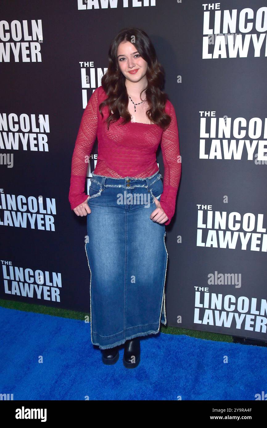 Krista Warner bei der Premiere der 3. Staffel der Netflix Serie „The Lincoln Lawyer“ in den Los ...