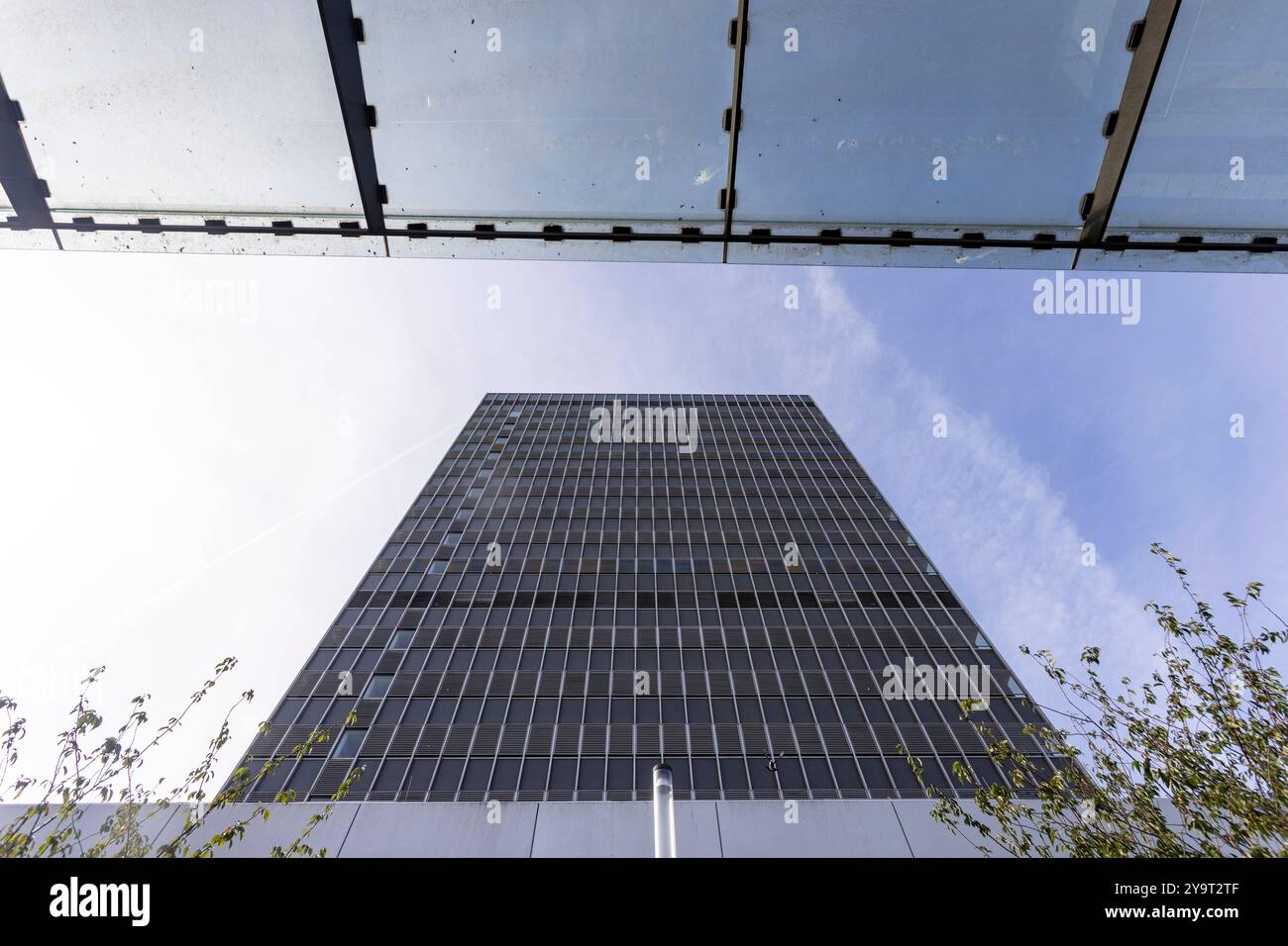 Das ehemalige Post-Bank Bürohochhaus in Essen. 29.09.2024, EU, DEU ...