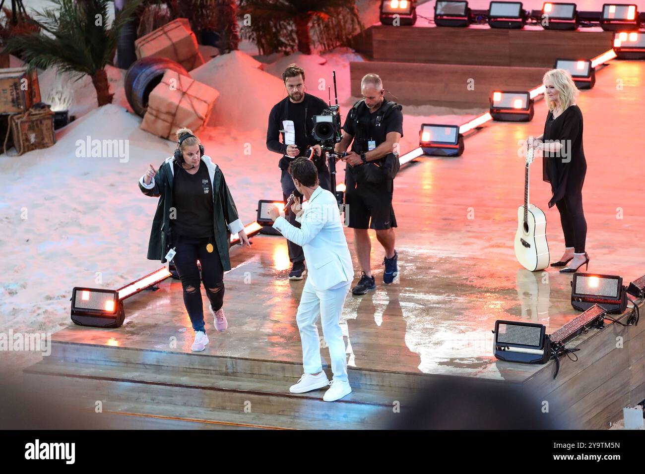 Moderator Florian Silbereisen GER muss die Aufzeichnung wegen Unwetter ...